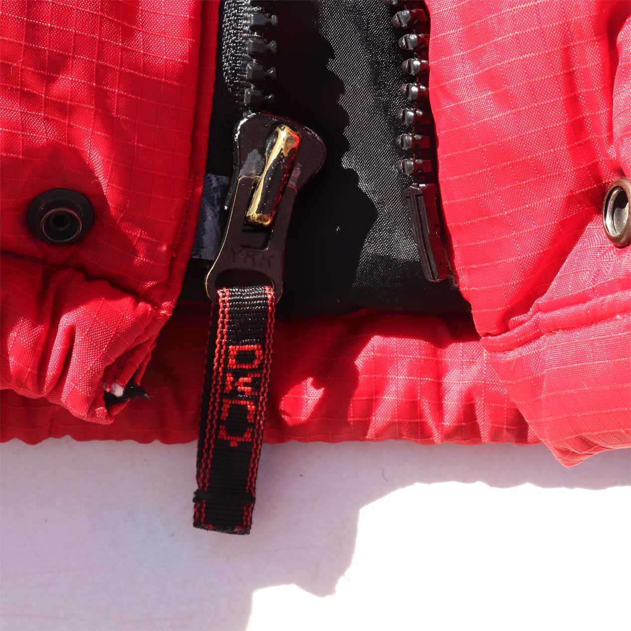 POST JUNK / 90’s DKNY ACTIVE Rip-Stop Nylon Down Jacket [L]